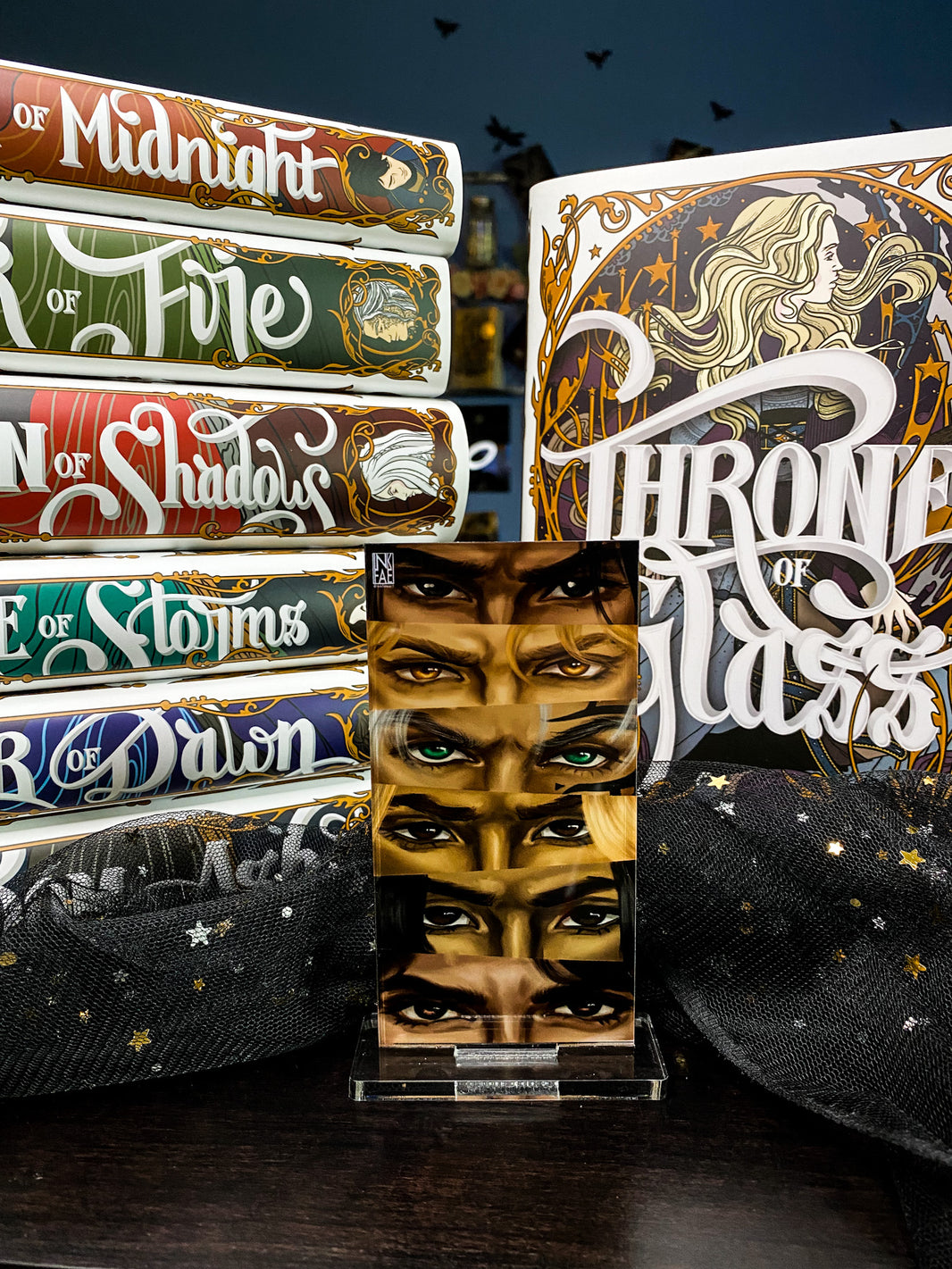 Officially Licensed SJM Fan Art by @InkFaeArt – AcryliPics.com